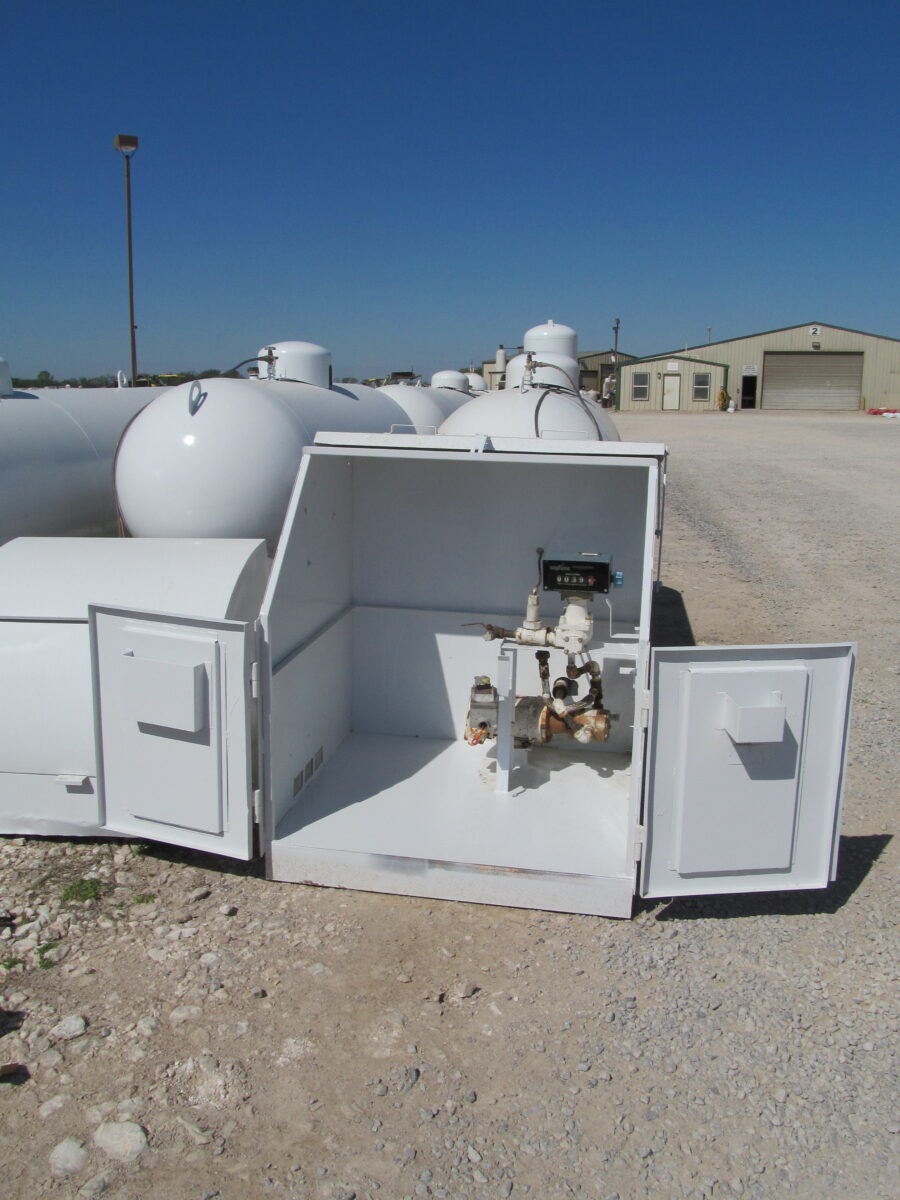 Dispensers & Carriers | Rebuilt Propane Tanks | BLT Tanks