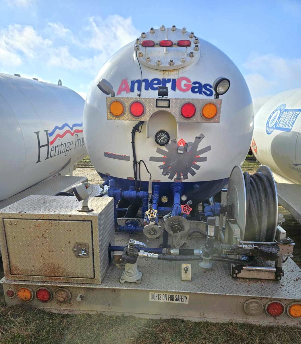 2received_288204087602116 back | Rebuilt Propane Tanks | BLT Tanks