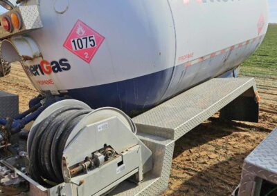 Bobtail Tanks w/Truck Bed | Rebuilt Propane Tanks | BLT Tanks