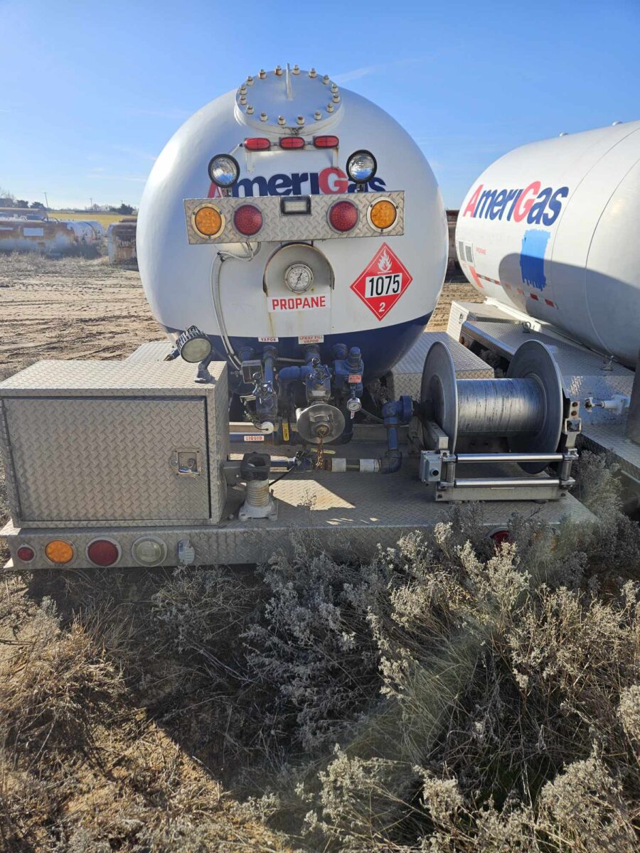 2received_1317555135516401 back | Rebuilt Propane Tanks | BLT Tanks