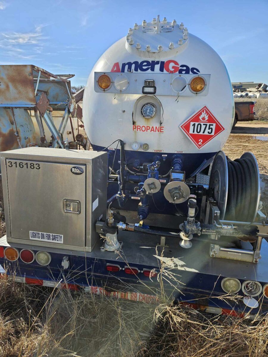 6received_402829652140795 back | Rebuilt Propane Tanks | BLT Tanks