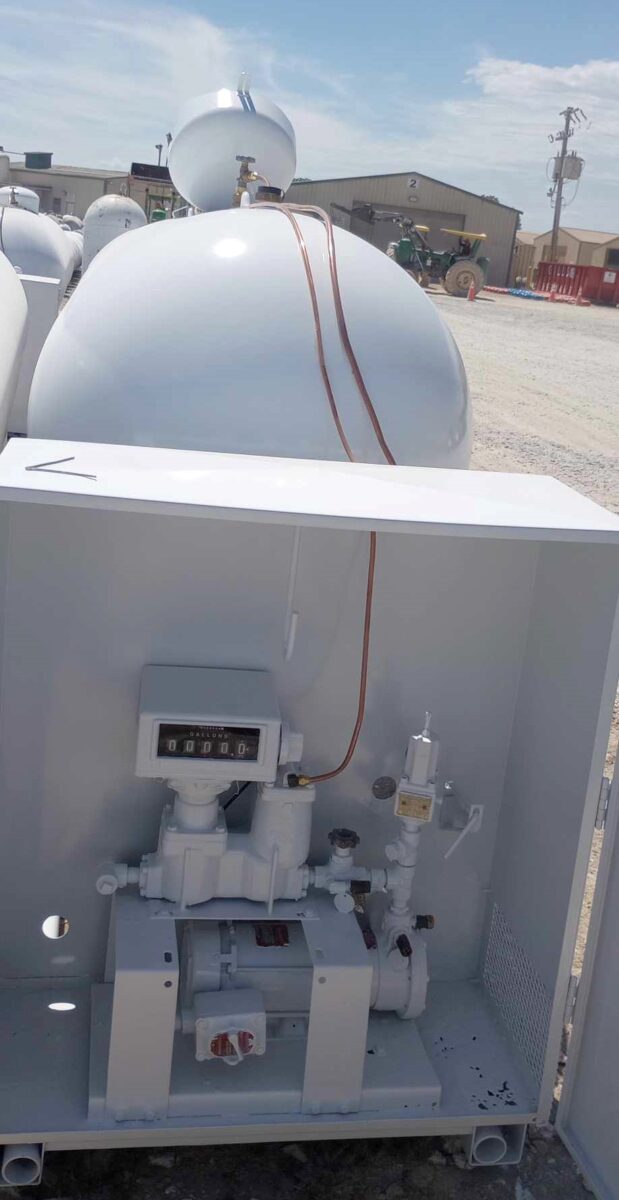 2cage end | Rebuilt Propane Tanks | BLT Tanks