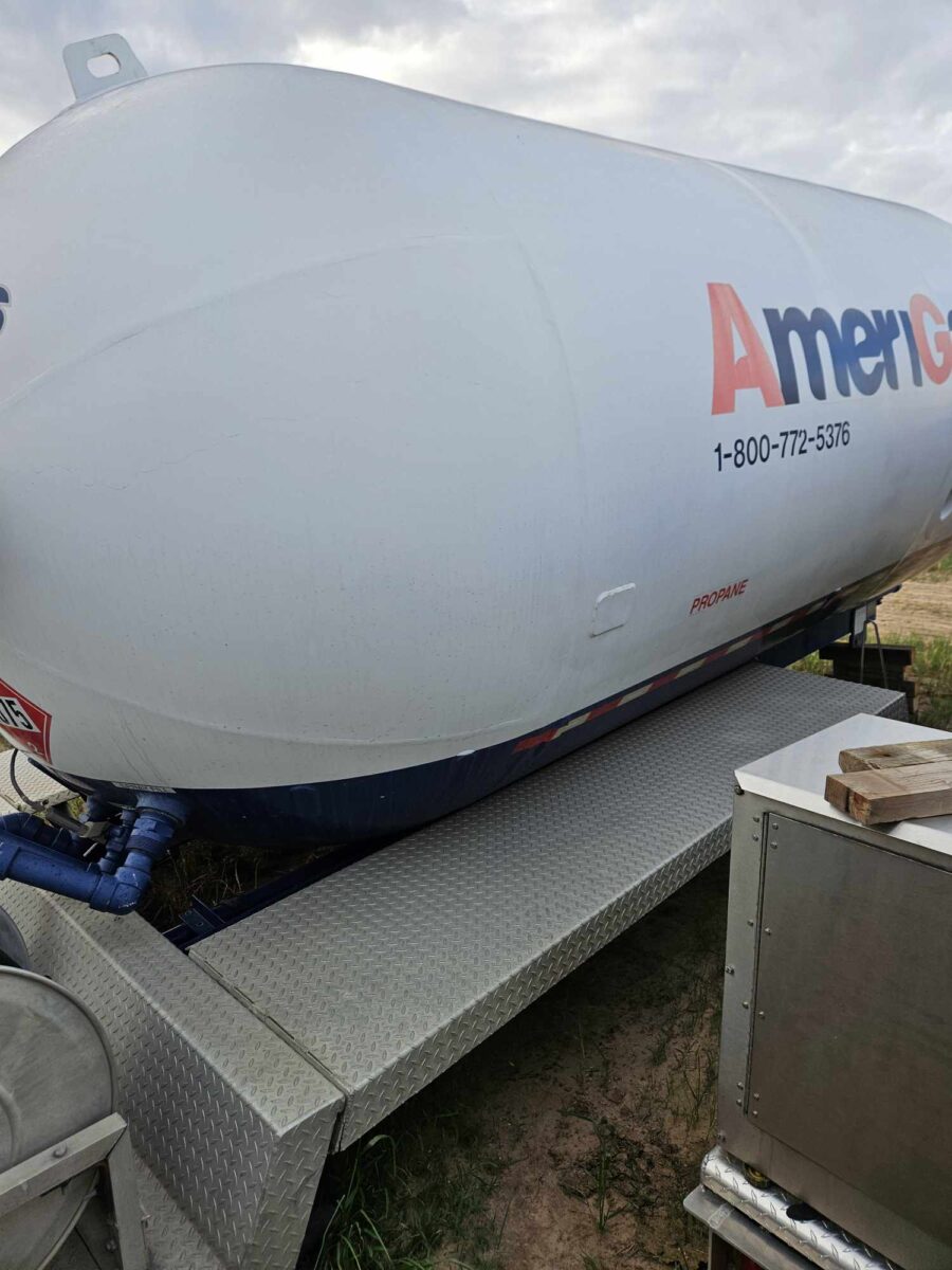 Bobtail Tanks w/Truck Bed | Rebuilt Propane Tanks | BLT Tanks